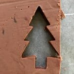Easy Fudge Christmas Trees - The Savvy Age