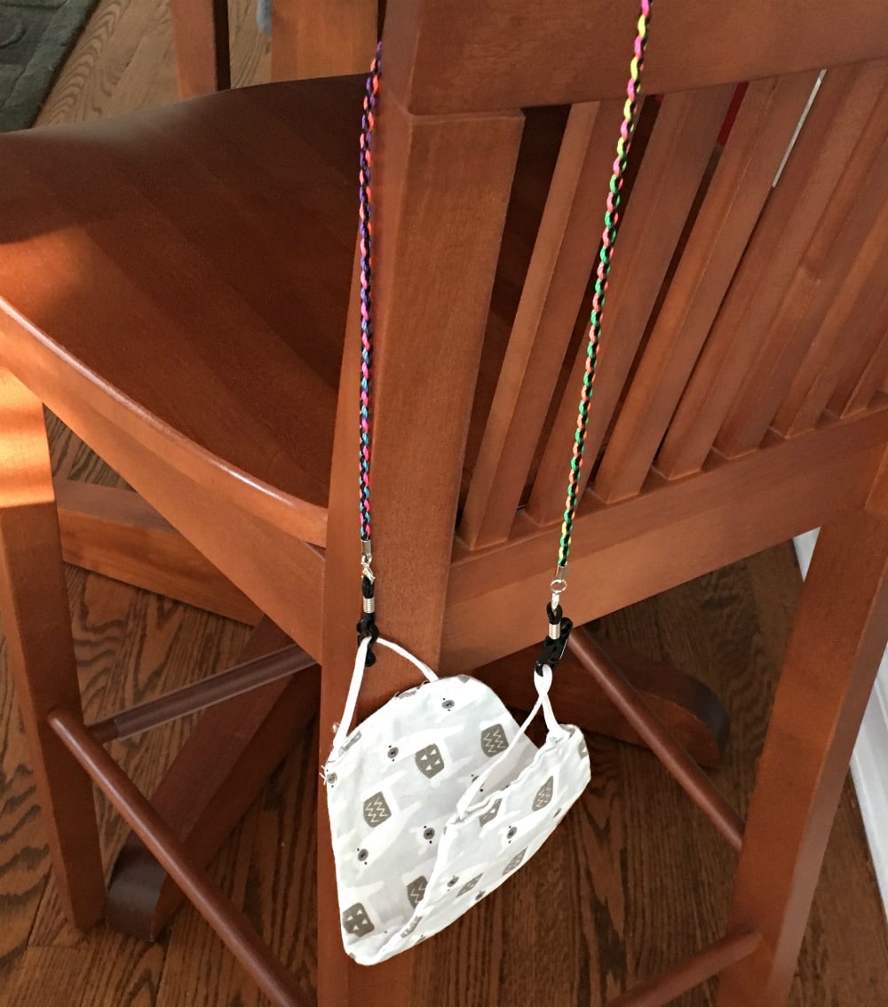 DIY Neck Strap For Homemade Face Masks - The Savvy Age